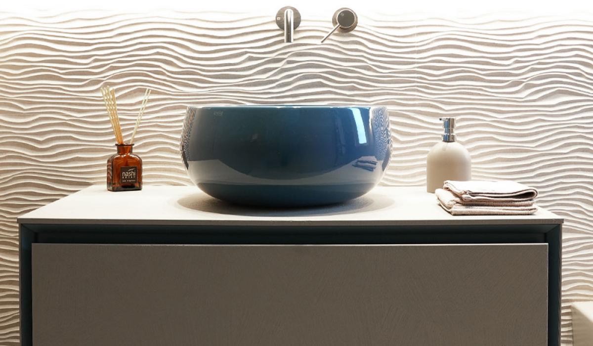 Tonalità oltremare e raffinatezza | REM Ceramiche